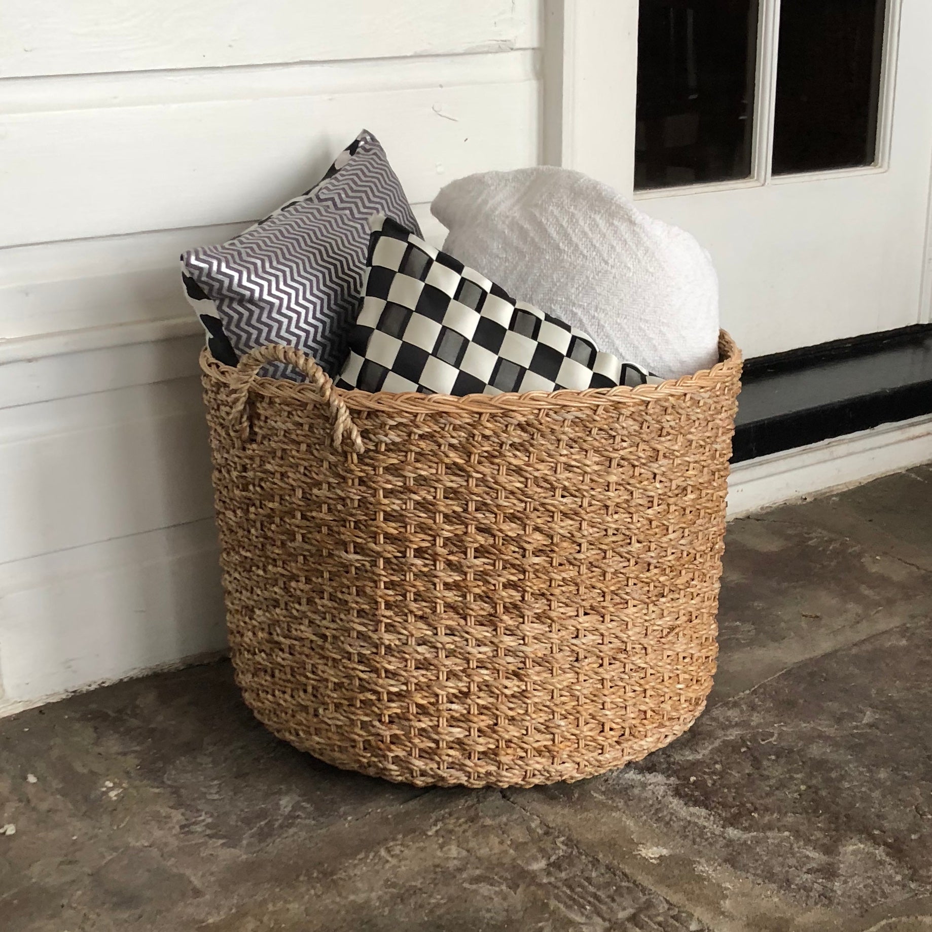 Round Wicker Storage Rattan Ottoman – wholestory